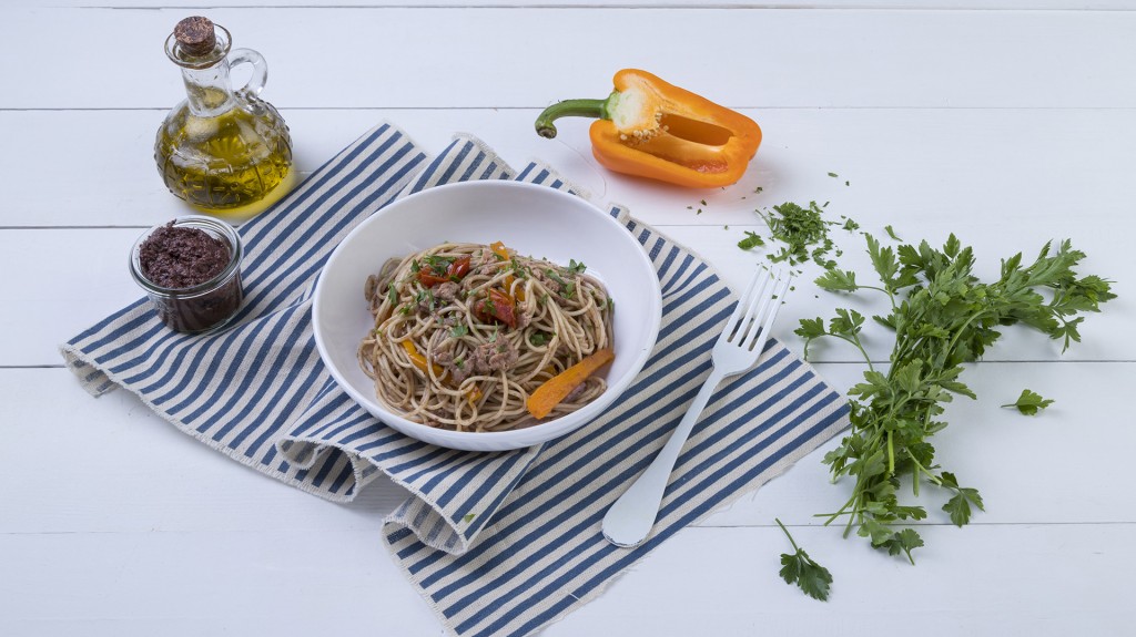 Συνταγή για Miskoτίνη με τόνο και πατέ ελιάς - MISKO